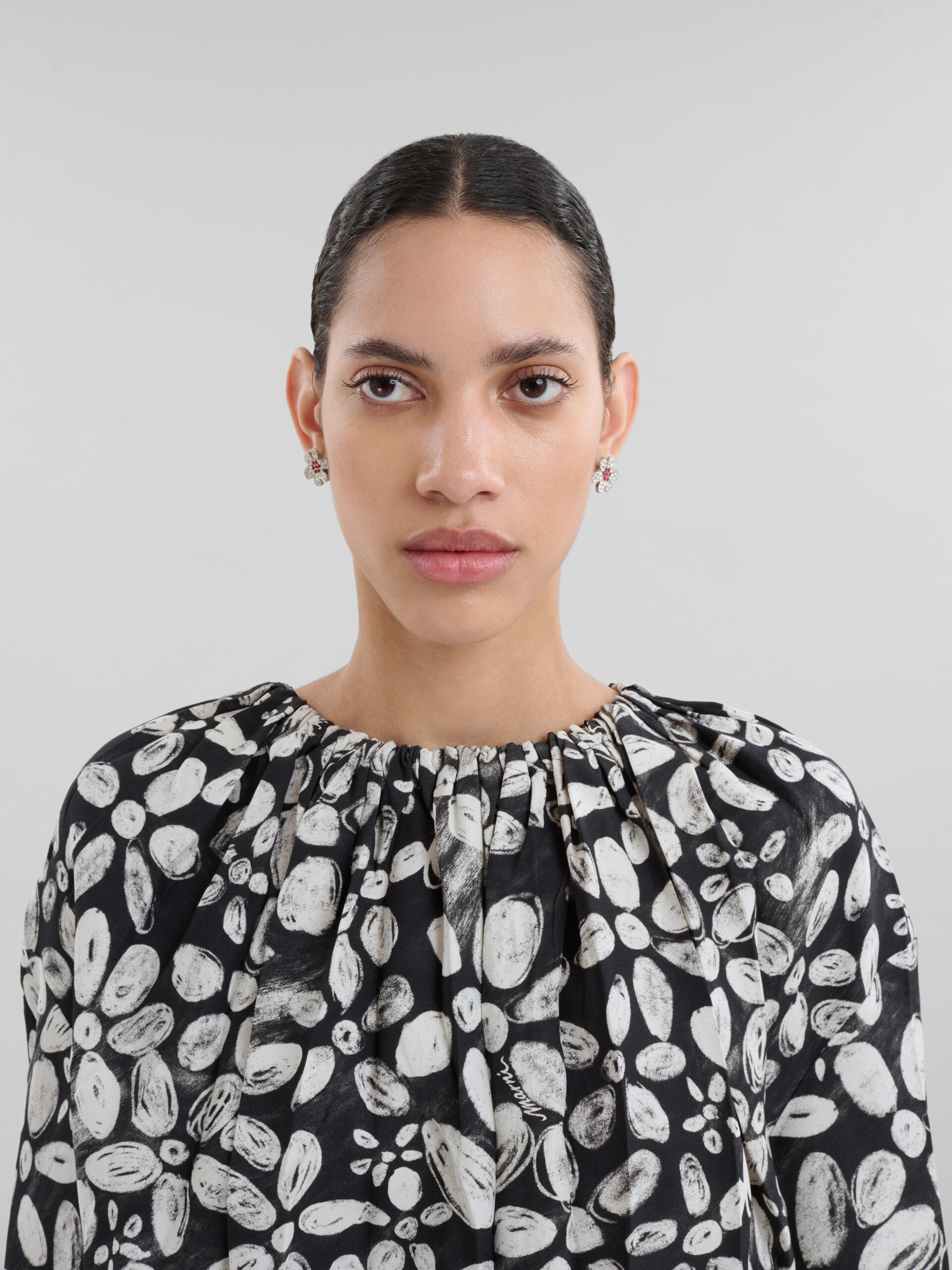 Black satin-back crêpe top with Blooming print | Marni