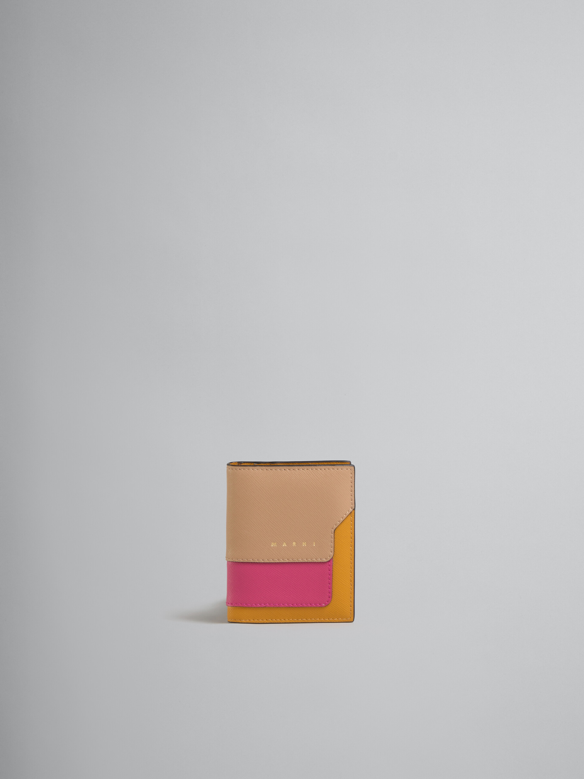 ブランドのアイテムを Marni☆23FW ロゴ レザー 名刺入れ カードホルダー ウォレット - メンズファッション>財布・雑貨>カードケース・名刺入れ